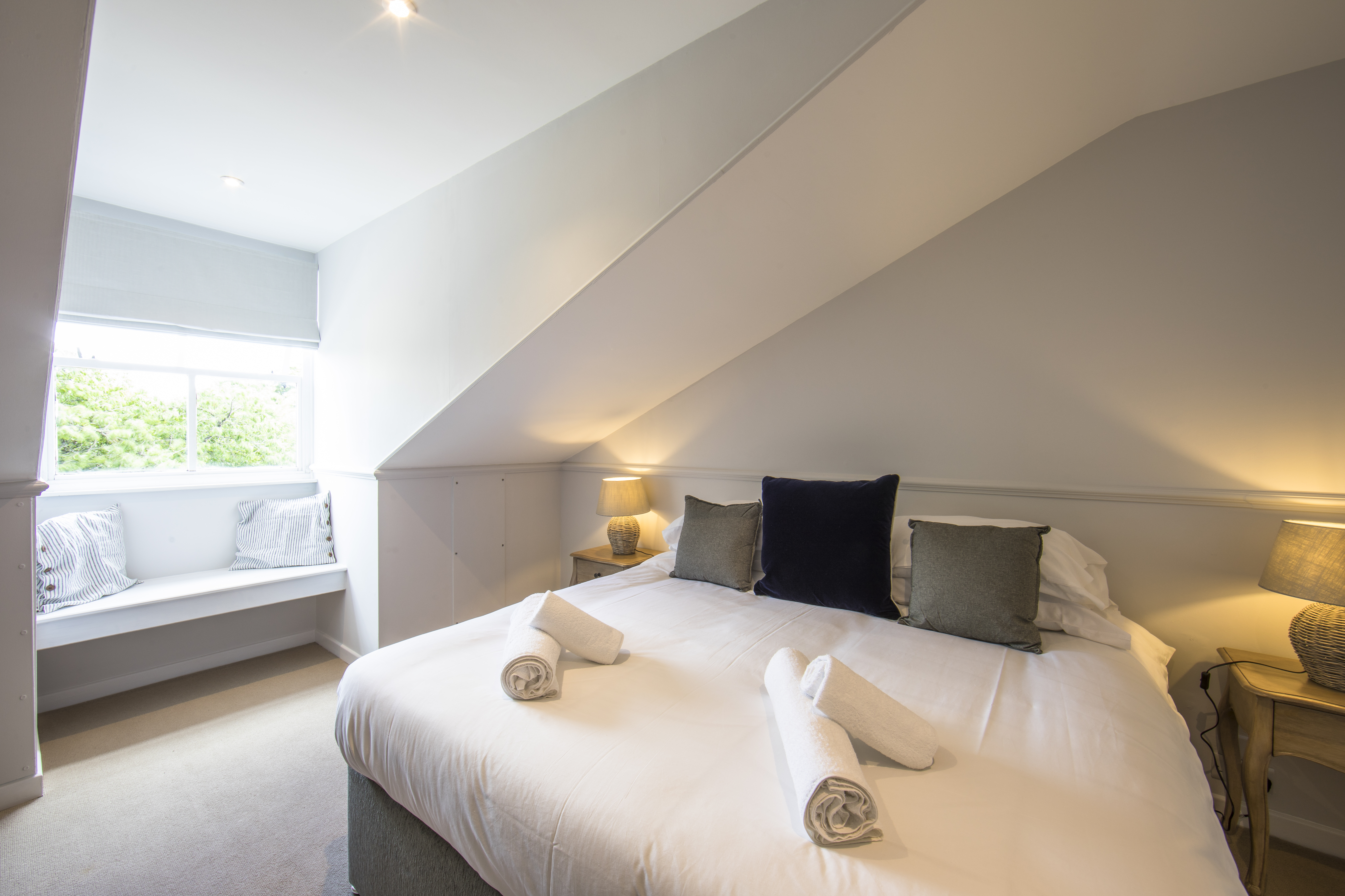 The Fox Inn - Stylish Country Rooms - The Fox Inn